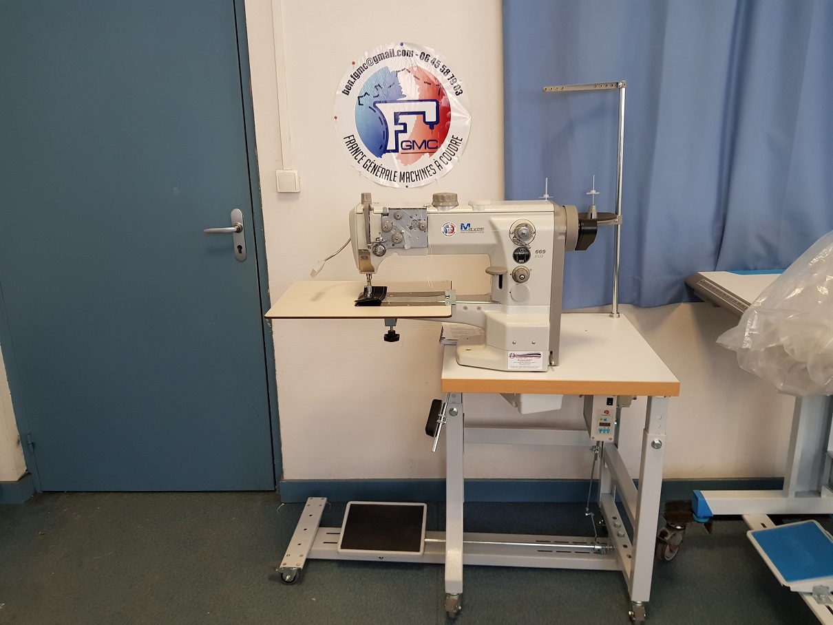 DURKOPP ADLER 669 -180010 E Triple-Entrainement